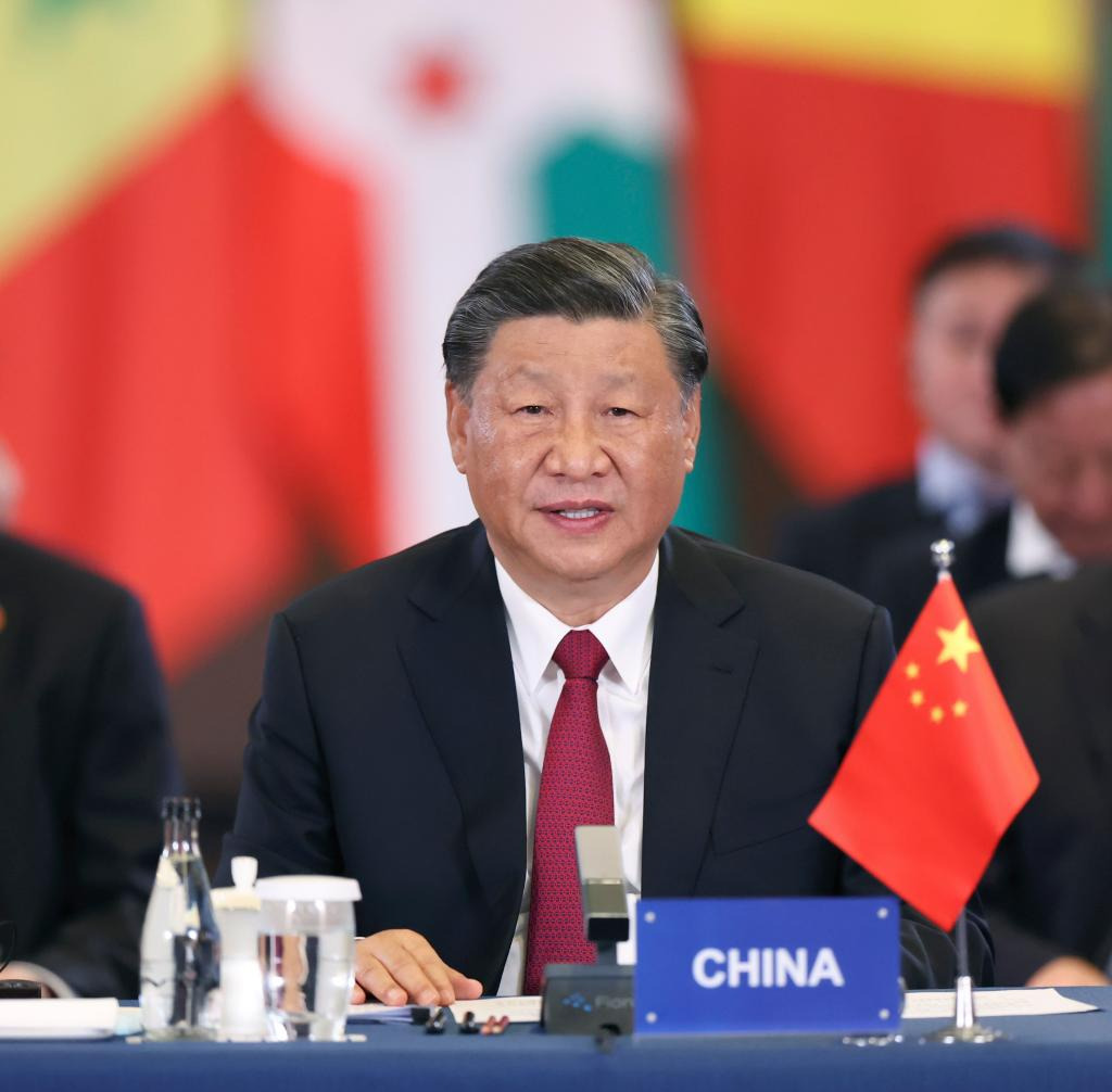 Xi Jinping prepara visita à Europa para reconstruir confiança